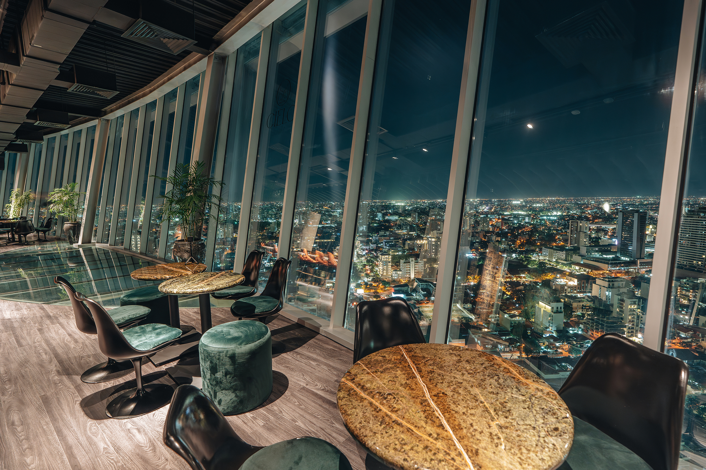 Cielo Bar Santa Cruz | Los Tajibos